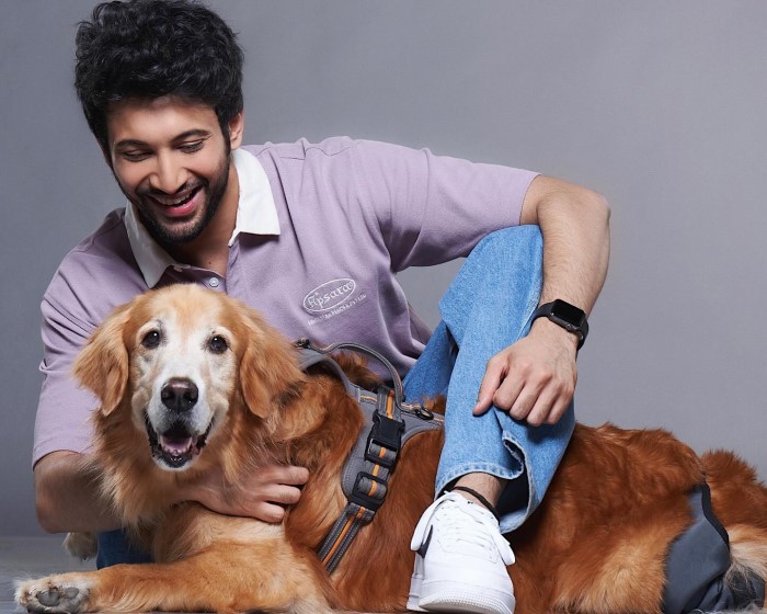 Bollywood Male Celebrities And Their Adorable Pets - Filmibeat