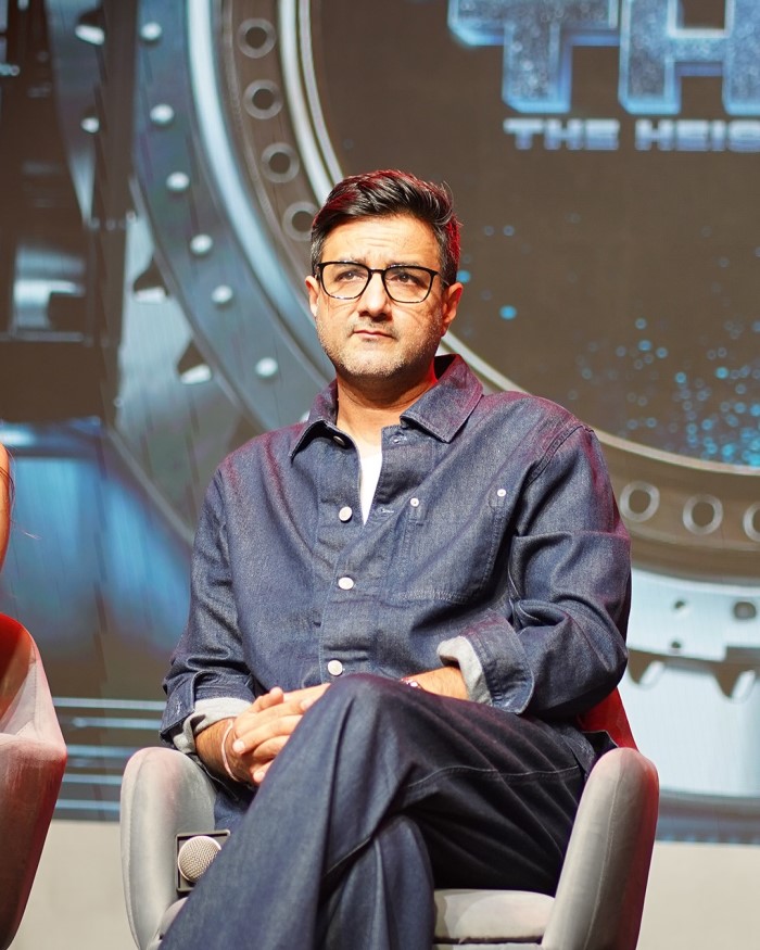 Jewel Thief - The Heist Begins Main Cast & Crew Of Netflix Movie ...