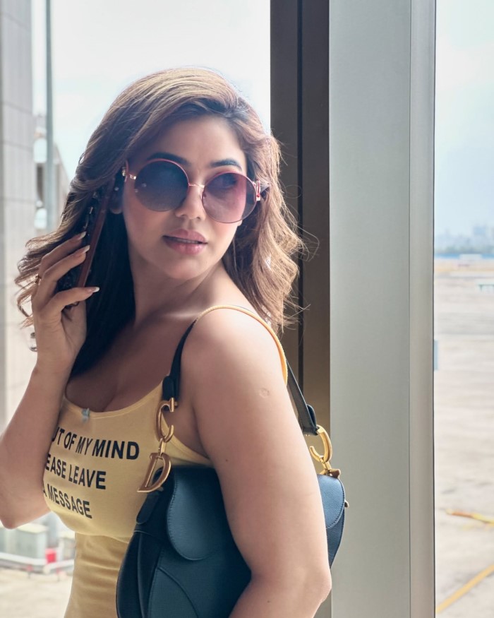 Kangna Sharma: Bold, Beautiful, And Making Waves In Style - Filmibeat