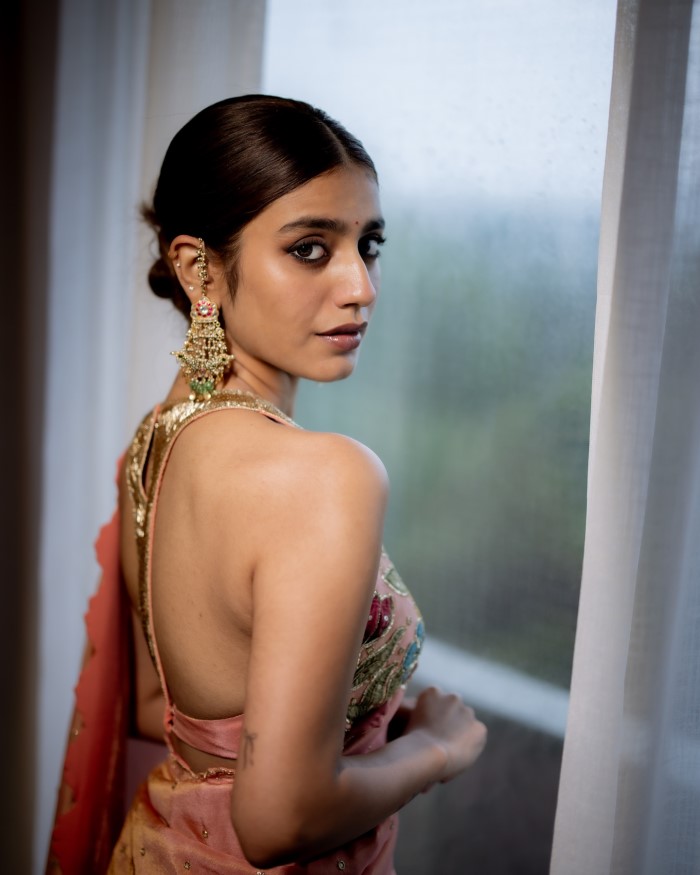 Priya Prakash Varrier's Stunning Traditional Look: Timeless Beauty - Filmibeat