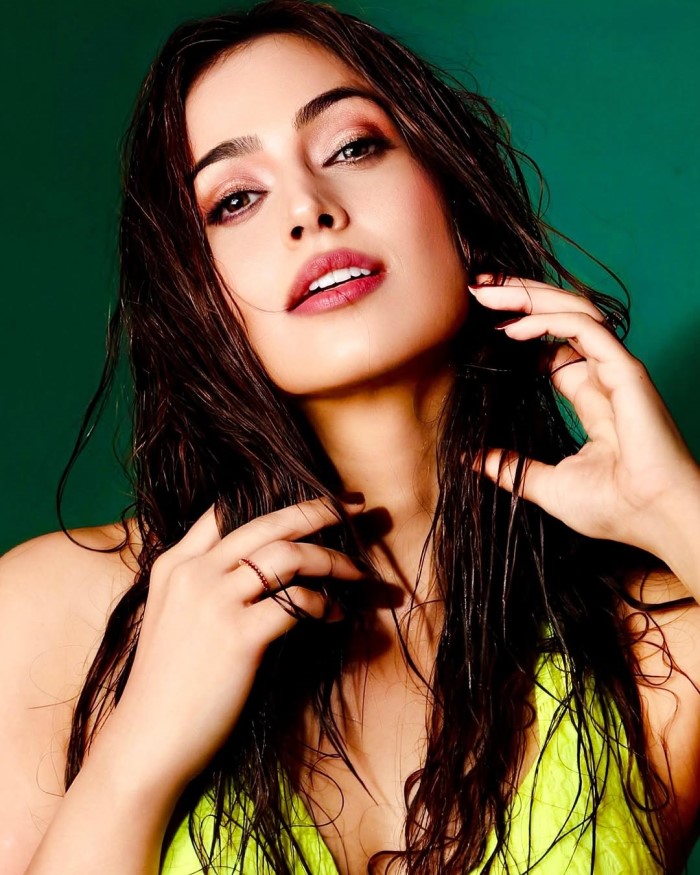 Samaira Sandhu Raises Summer Heat With Stunning New Pictures - Filmibeat