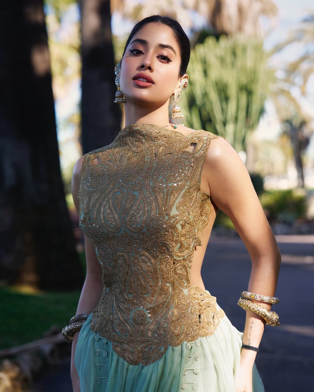 Janhvi Kapoor: என் முதுகில் மச்சமே இல்லை.. ஆனாலும் நான் யோகக்காரி தான் ...