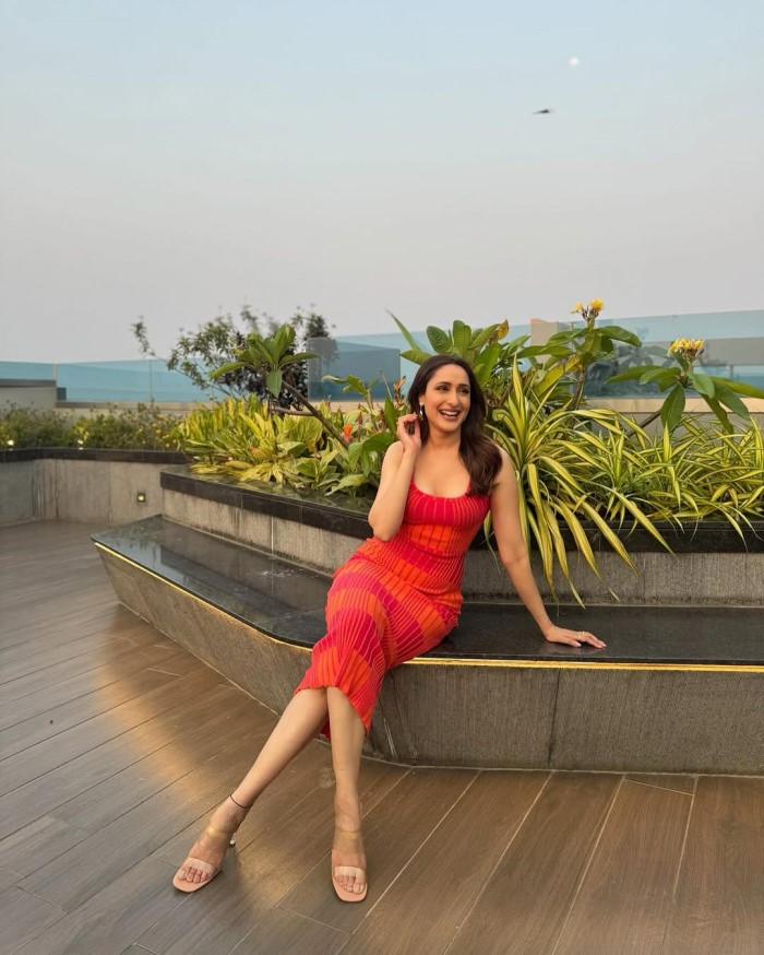 Pragya Jaiswal Effortless Glamour With A Playful Sunset Pose - Filmibeat