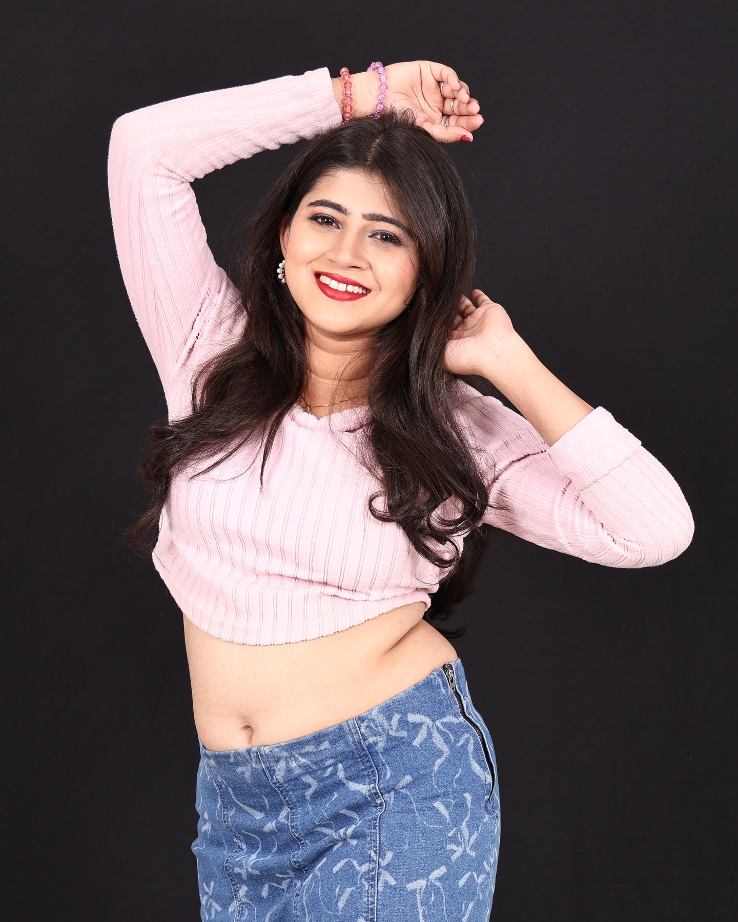 Sarika Salunkhe: Age, Web Series, Net Worth, House Arrest Reality Show, Photos & Images - Filmibeat