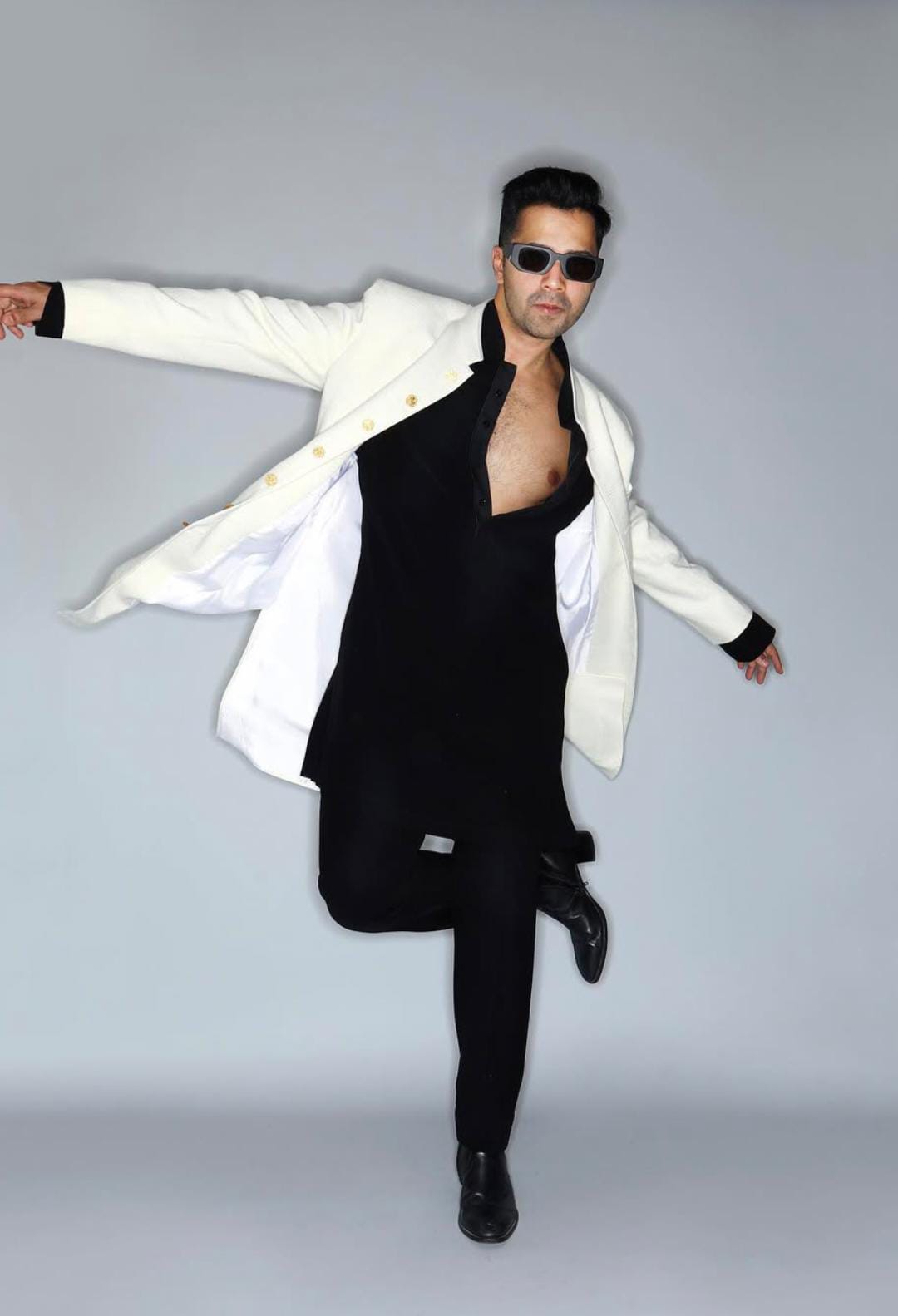 White Blazer Power: 5 Bollywood Men Who Nail the Dapper Look | Bollywood’s Best in White Blazers ...