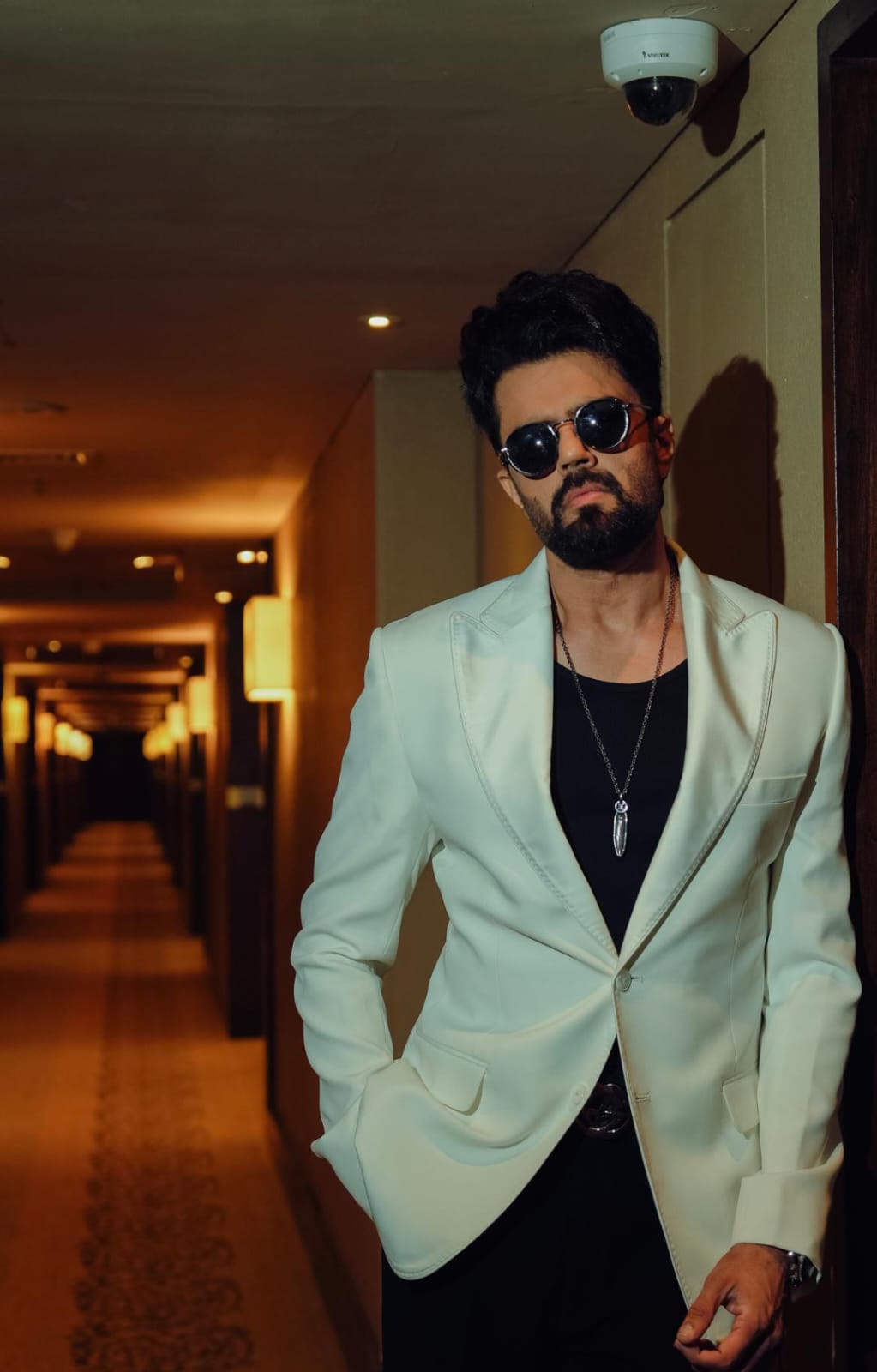 White Blazer Power: 5 Bollywood Men Who Nail the Dapper Look | Bollywood’s Best in White Blazers ...