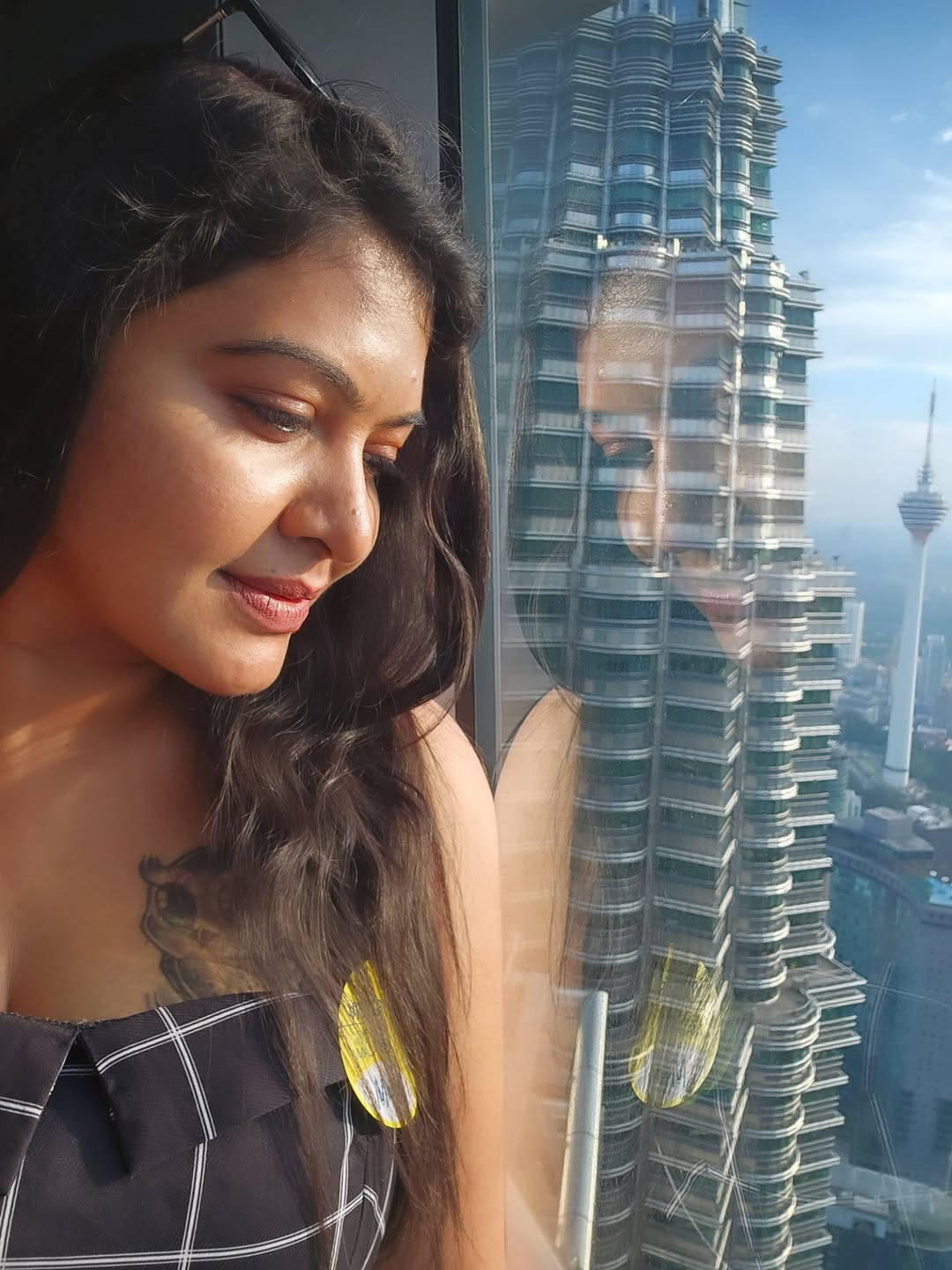 Rachitha Mahalakshmi: Fire ரச்சிதா மகாலட்சுமி இறக்கியிருக்கும் நச் ...