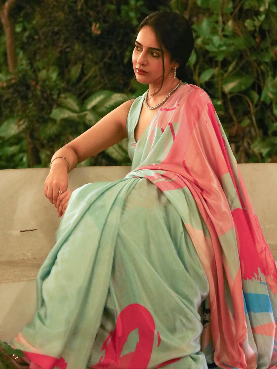 Malvi Malhotra’s Saree Magic: Timeless Grace with a Modern Twist ...