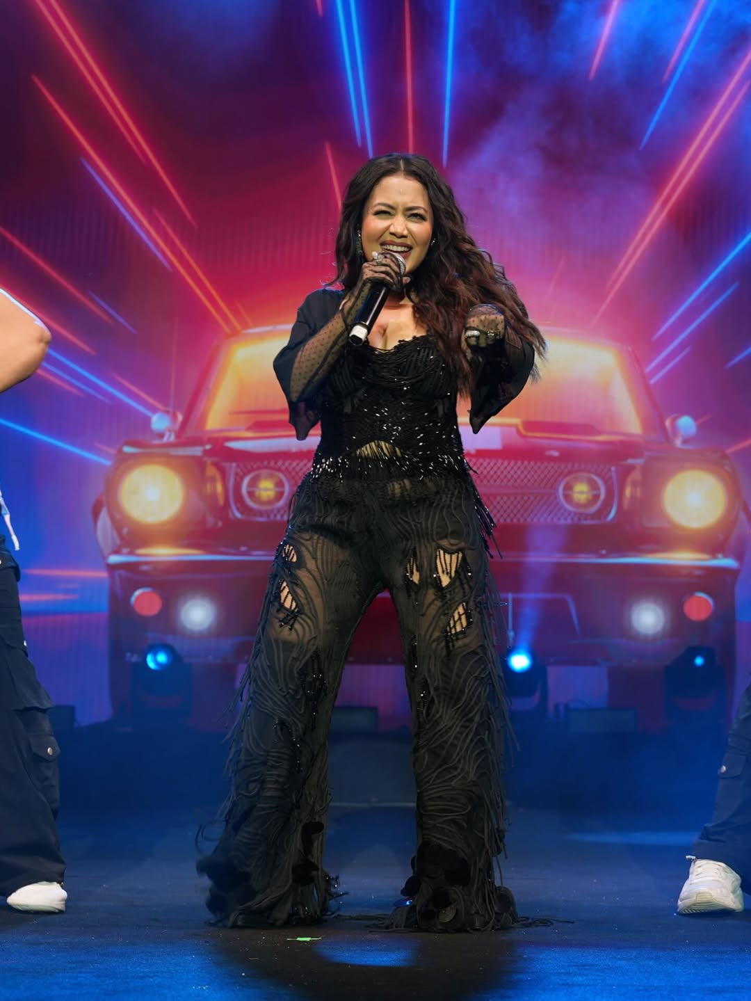 Neha Kakkar Photos | Neha Kakkar Latest HD Pics |Neha Kakkar New Images ...