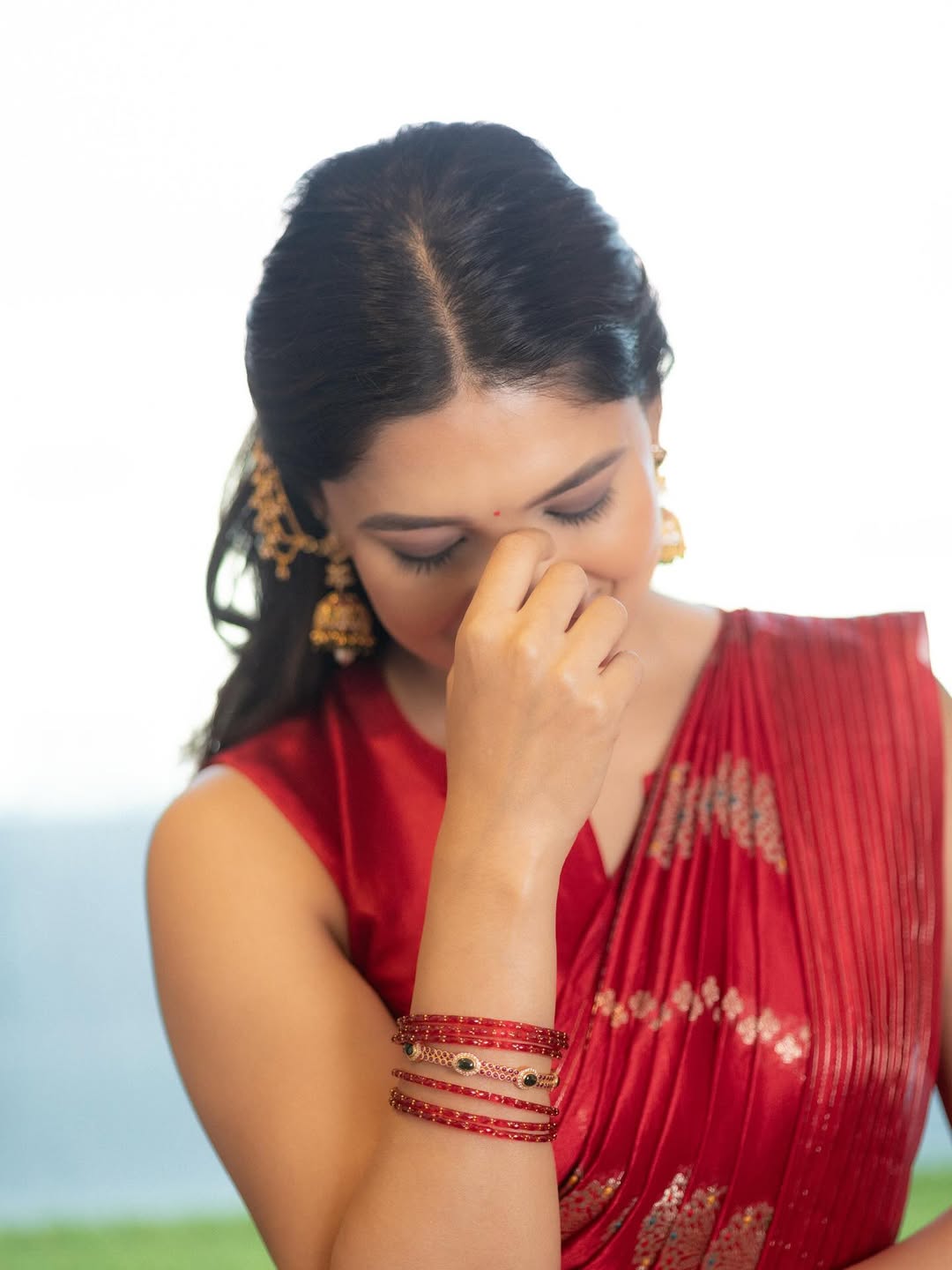 Vani Bhojan Photos | Vani Bhojan Latest HD Pics |Vani Bhojan New Images ...