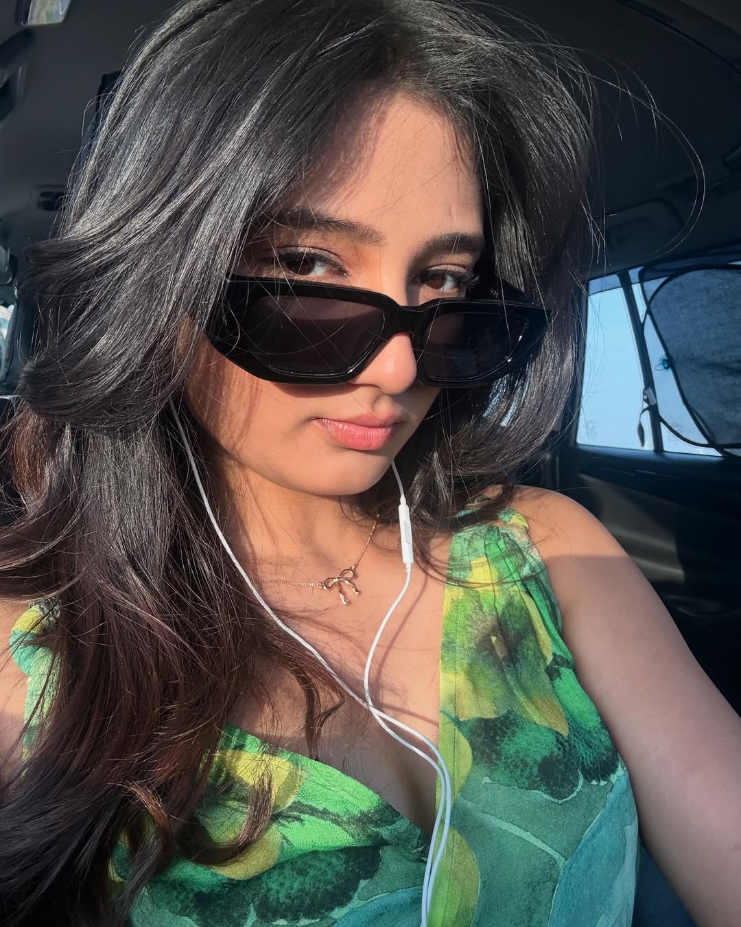 టాలీవుడ్ బిజీ బిజీగా రితికా నాయక్.. క్రేజీ ప్రాజెక్ట్స్ లో మిరాయ్ బ్యూటీ | Actress Ritika Nayak ...