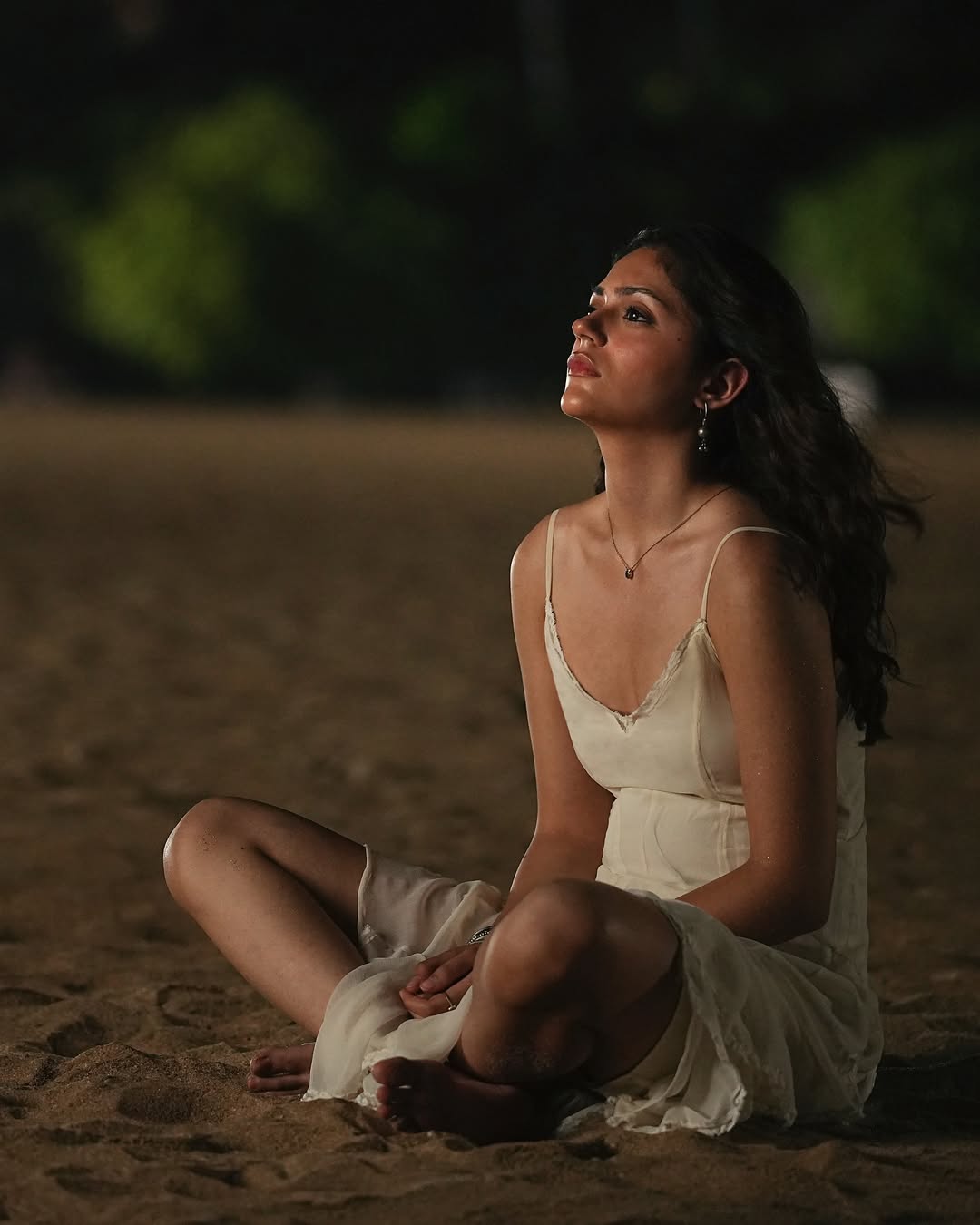 Aneet Padda Shares Deeply Emotional Post With Stunning Photo Series ...