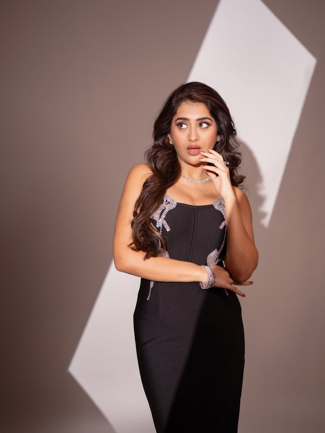 Rashi Singh Photos | Rashi Singh Latest HD Pics |Rashi Singh New Images ...