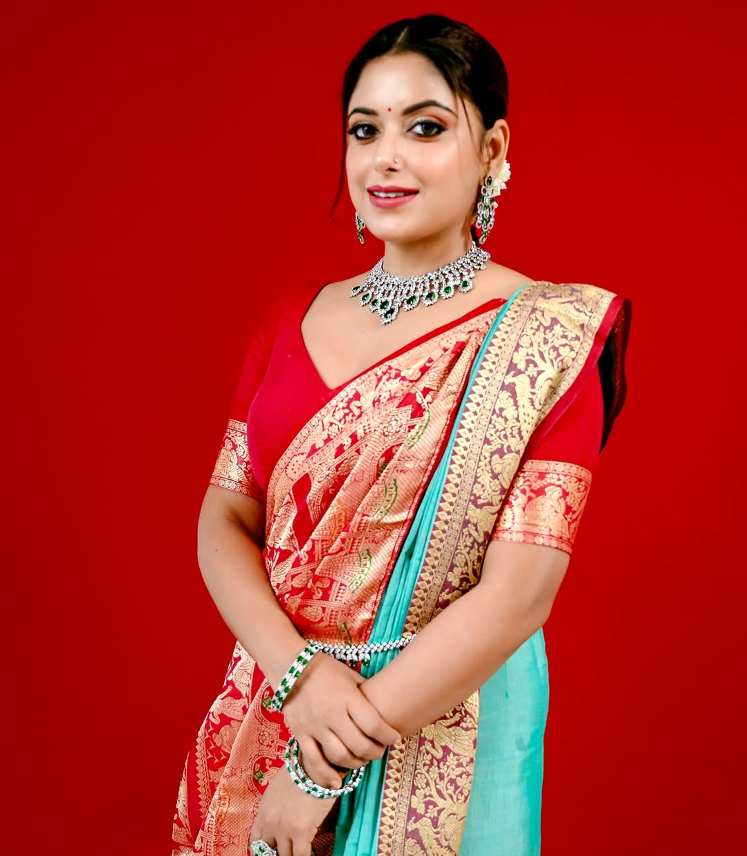 Sneha Paul Photos | Sneha Paul Latest HD Pics |Sneha Paul New Images ...