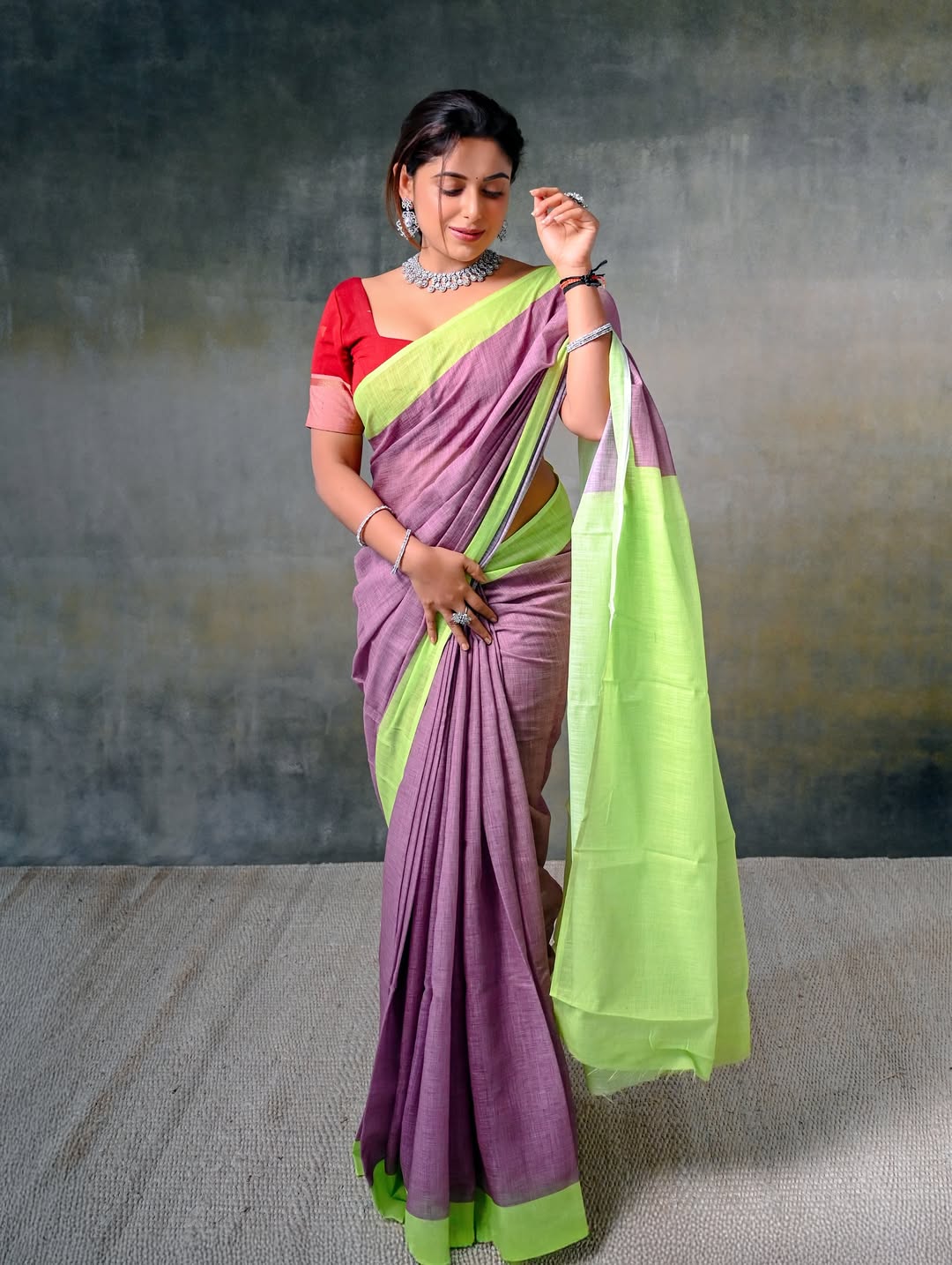 Sneha Paul Photos | Sneha Paul Latest HD Pics |Sneha Paul New Images ...