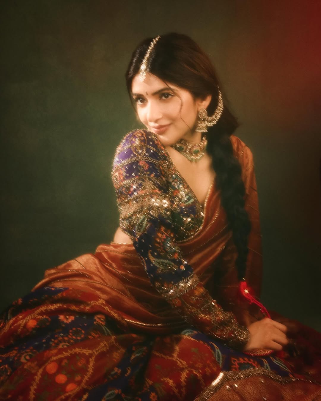 Sreeleela Stuns in Regal Saree Look | Sreeleela’s Saree Photoshoot ...