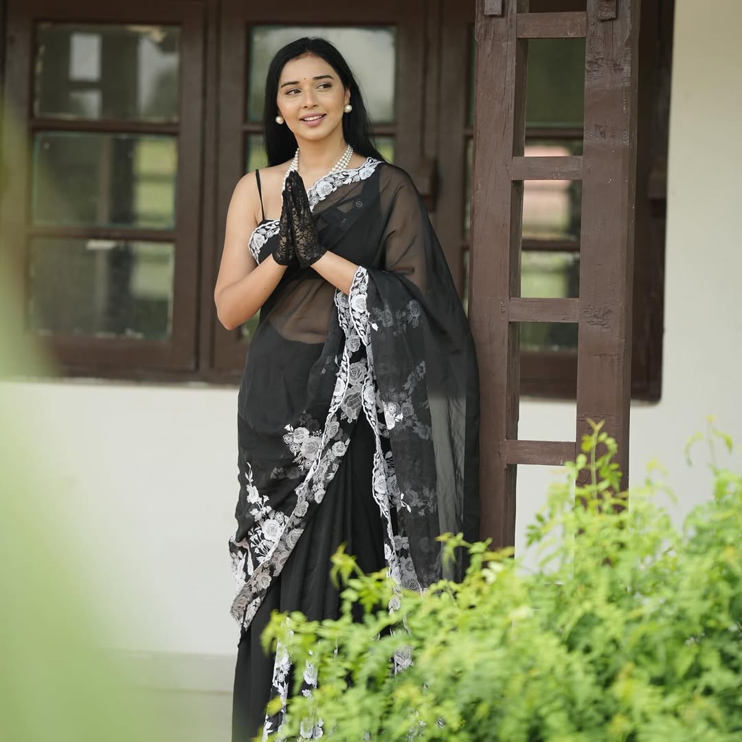 Tanya Mittal Photos | Tanya Mittal Latest HD Pics |Tanya Mittal New ...