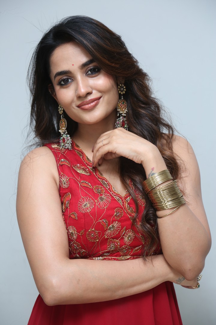 Teju Ashwini Photos | Teju Ashwini Latest HD Pics |Teju Ashwini New ...