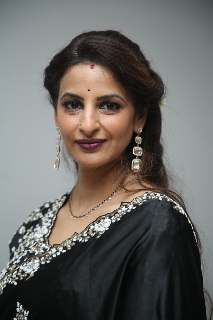 Indrani Davaluri Photos: Find Latest HD Images, Pictures, Stills & Pics ...