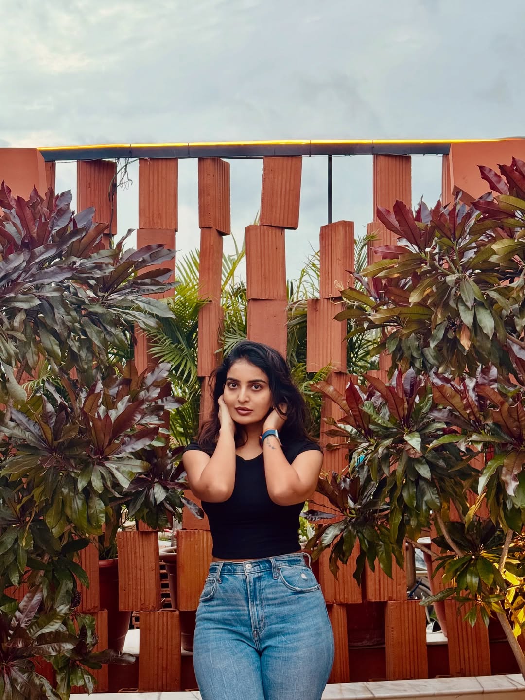 ఆ ఒక్క విషయంలో కలిసి వస్తేనా.. అనన్య నాగళ్ల ఊపూపేస్తుంది | Tollywood Actress Ananya Nagalla ...