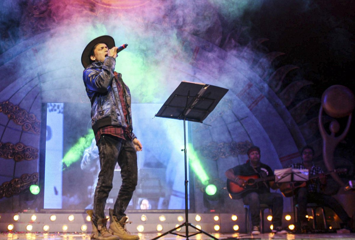 Assam Bids Emotional Farewell to Zubeen Garg | Zubeen Garg Final ...