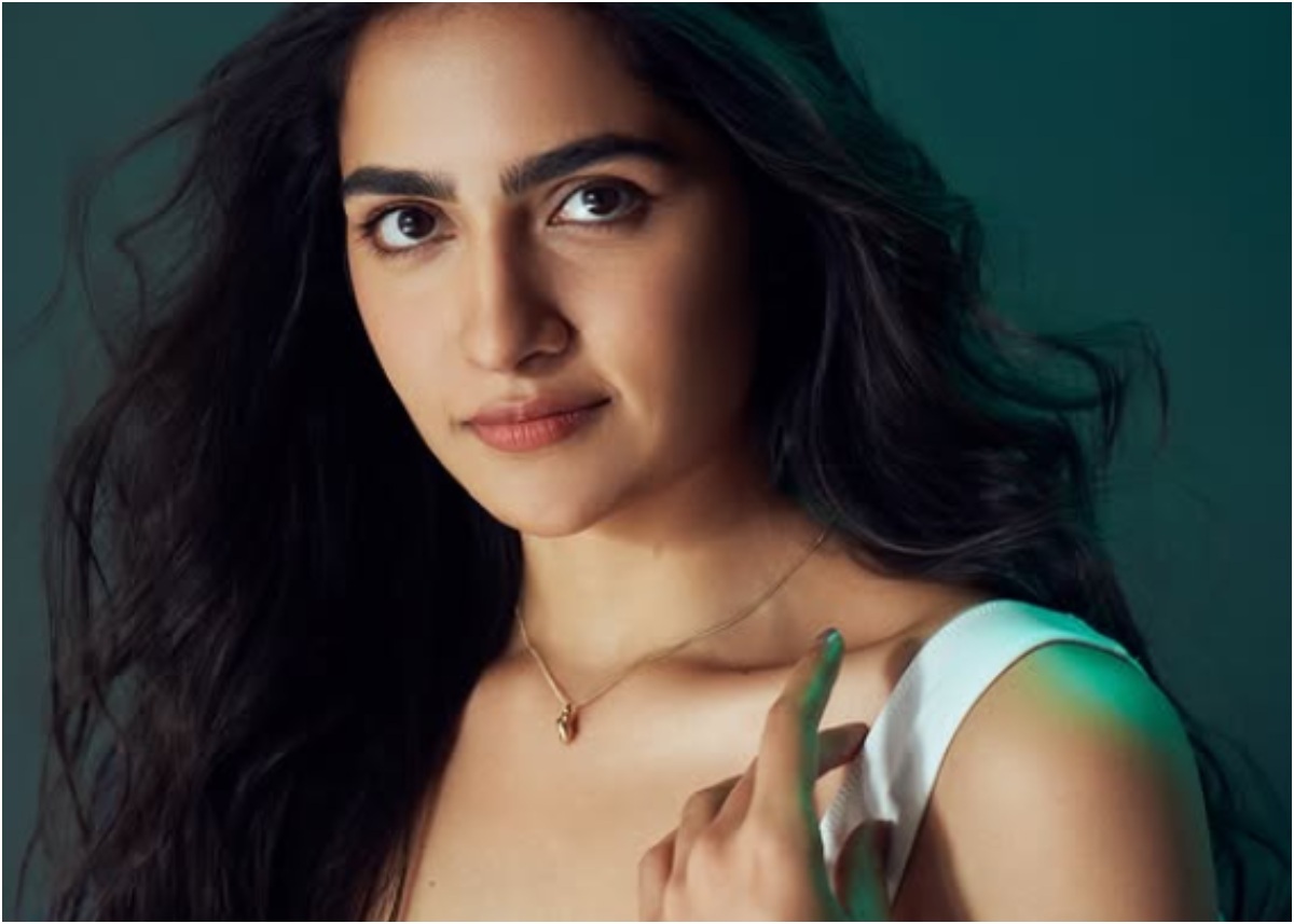 ராஷ்மிகா ஓரம் போங்க.. இனிமே இவங்க தான் நேஷனல் கிரஷ்.. ருக்மணி வசந்தின் போட்டோஸ்! | Kantara ...