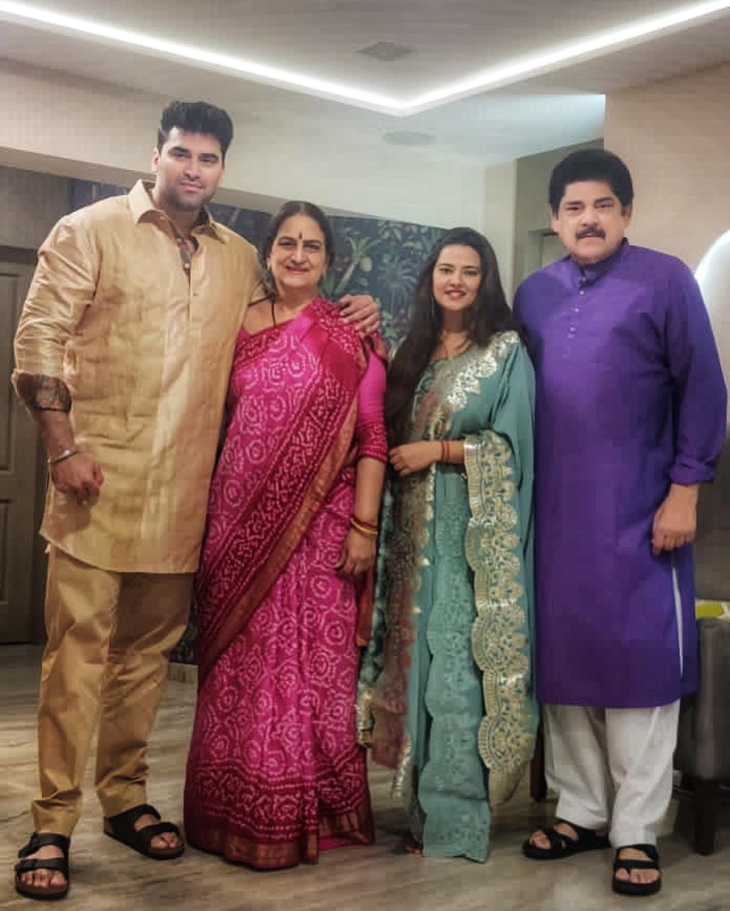 Nikitin Dheer Shares Viral Tribute Hours Before Pankaj Dheer’s Death ...