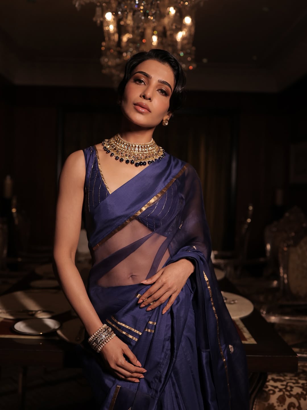 మహారాణిలా మెరిసిన సమంత.. చీరలో గ్లామర్ షో.. | Samantha Ruth Prabhu Shines In Saree: Maa Inti ...