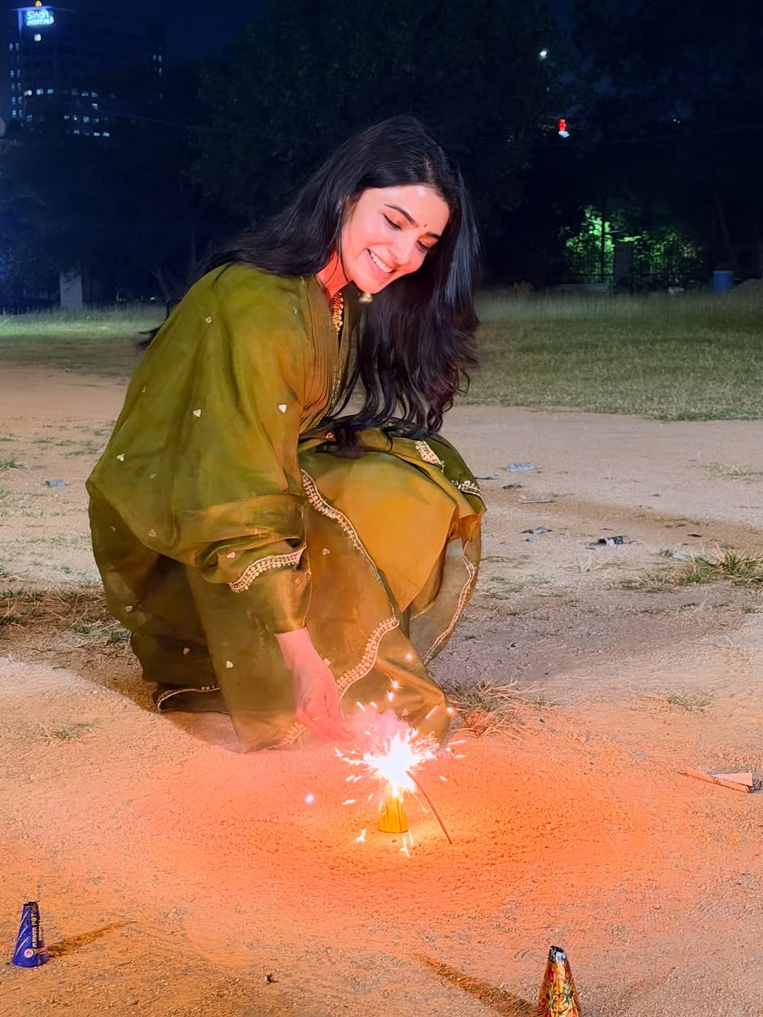 Samantha Ruth Prabhu’s Diwali Moments with Raj Nidimoru Go Viral | Fans React to Samantha and ...