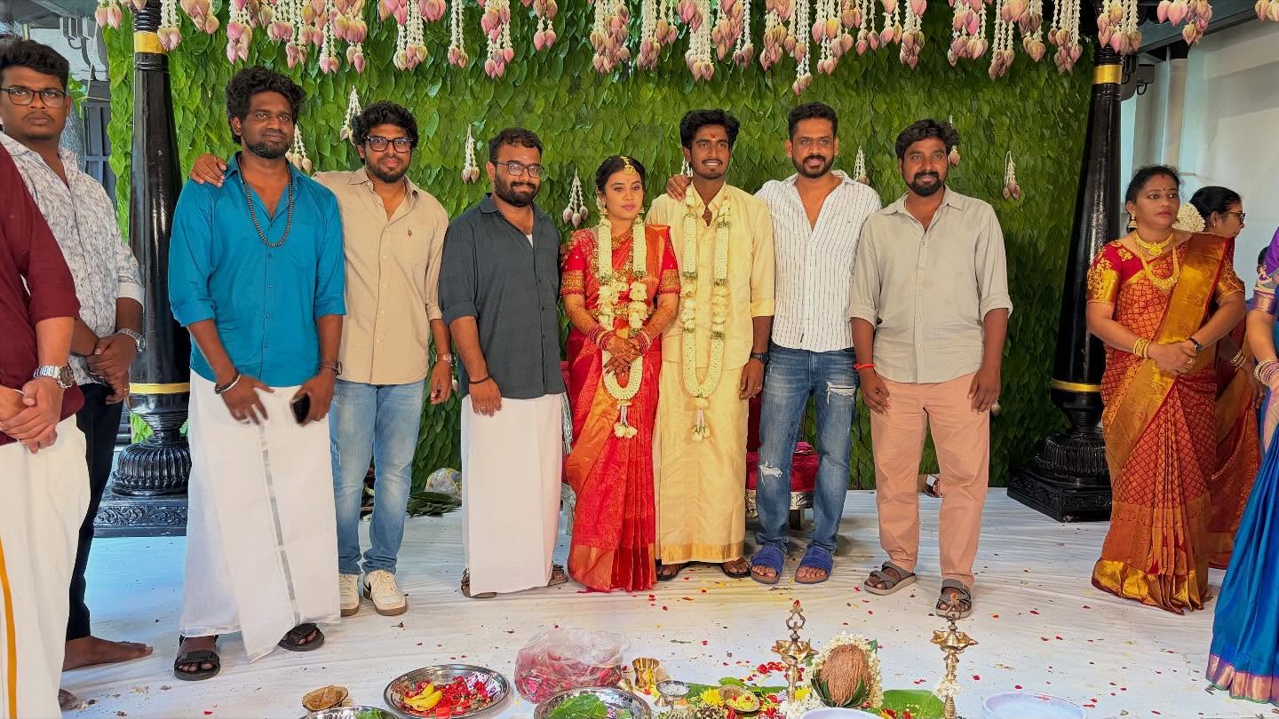 அபிஷன் ஜீவிந்த் திருமணம்.. காதலி அகிலாவுடன் கல்யாண மேடையில் செம செல்ஃபி! | Director And Actor ...