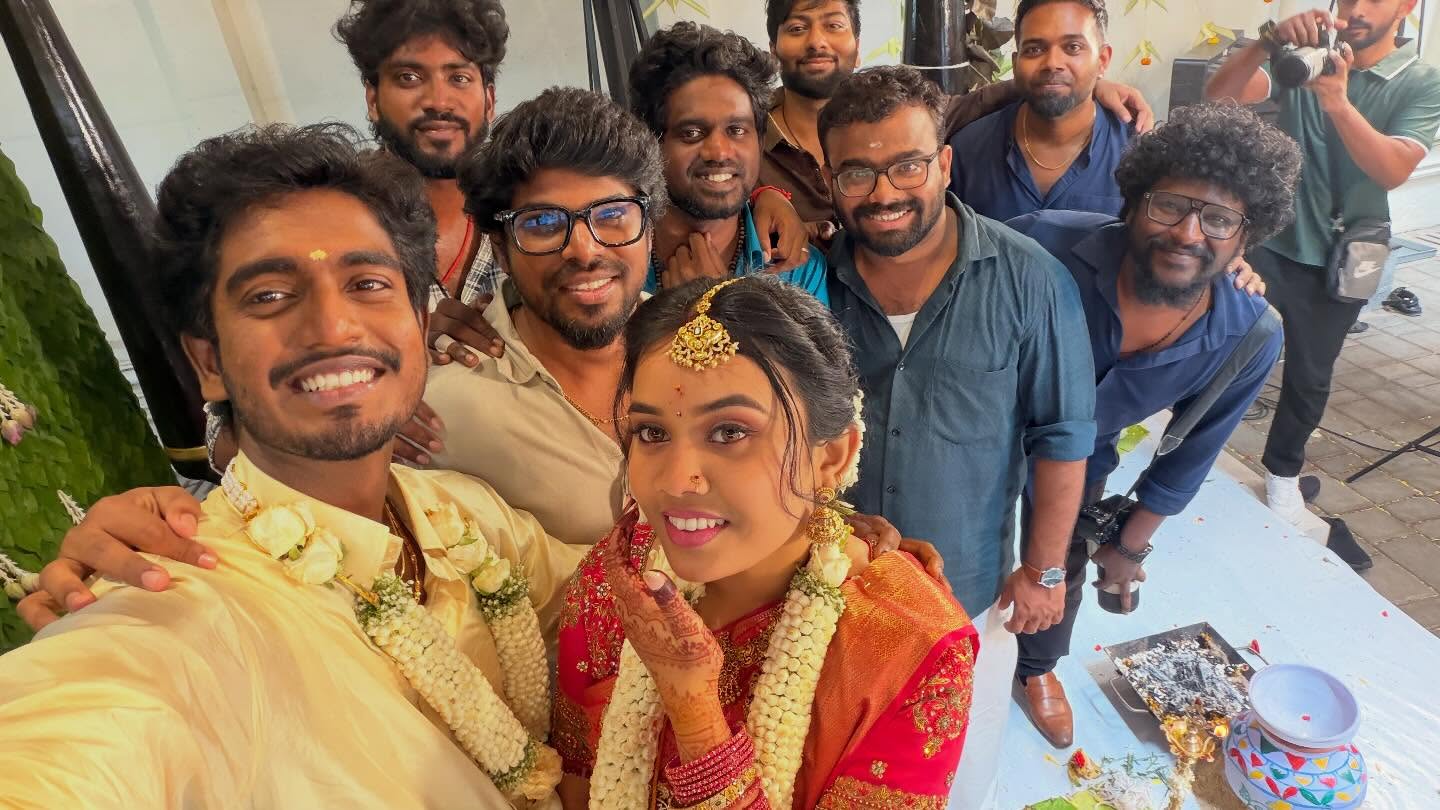 அபிஷன் ஜீவிந்த் திருமணம்.. காதலி அகிலாவுடன் கல்யாண மேடையில் செம செல்ஃபி! | Director And Actor ...