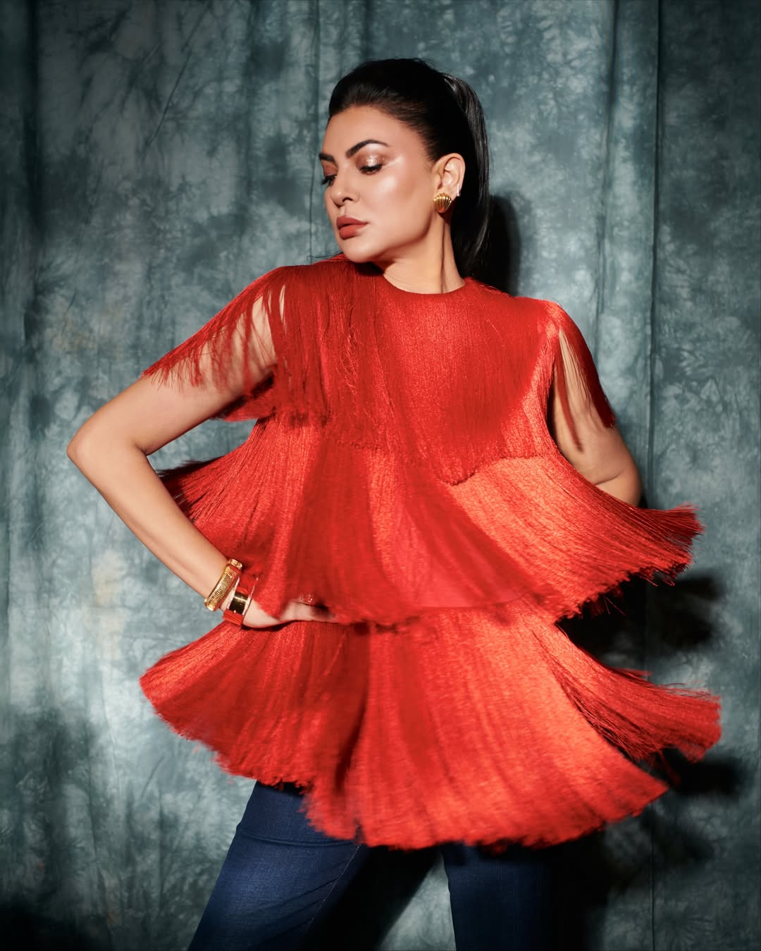 Sushmita Sen’s Red Ensemble Redefines Power Dressing | Sushmita Sen Serves Fierce Elegance in ...
