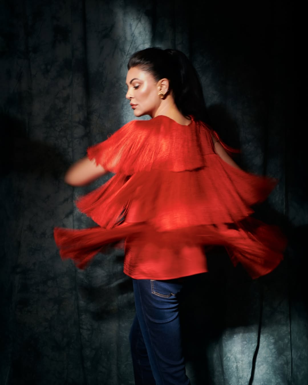 Sushmita Sen’s Red Ensemble Redefines Power Dressing | Sushmita Sen Serves Fierce Elegance in ...