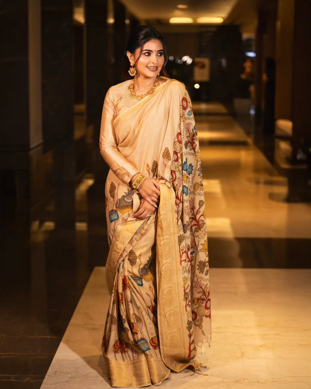 Sneha: 44 வயசுனு சொன்னா யாரு நம்புவா? அதுக்குள்ள 20 வருட சாதனை படைத்த ...
