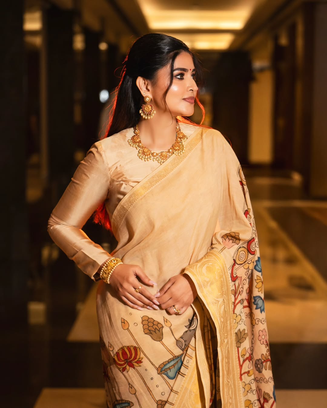 Sneha: 44 வயசுனு சொன்னா யாரு நம்புவா? அதுக்குள்ள 20 வருட சாதனை படைத்த ...