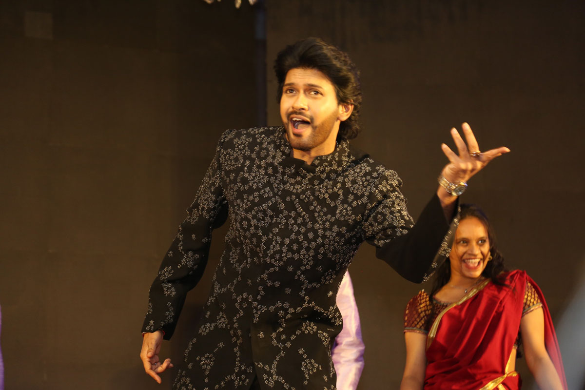 Anaganaga Oka Raju: Raju Gaari Pelli Reception Event Photos | Naveen ...