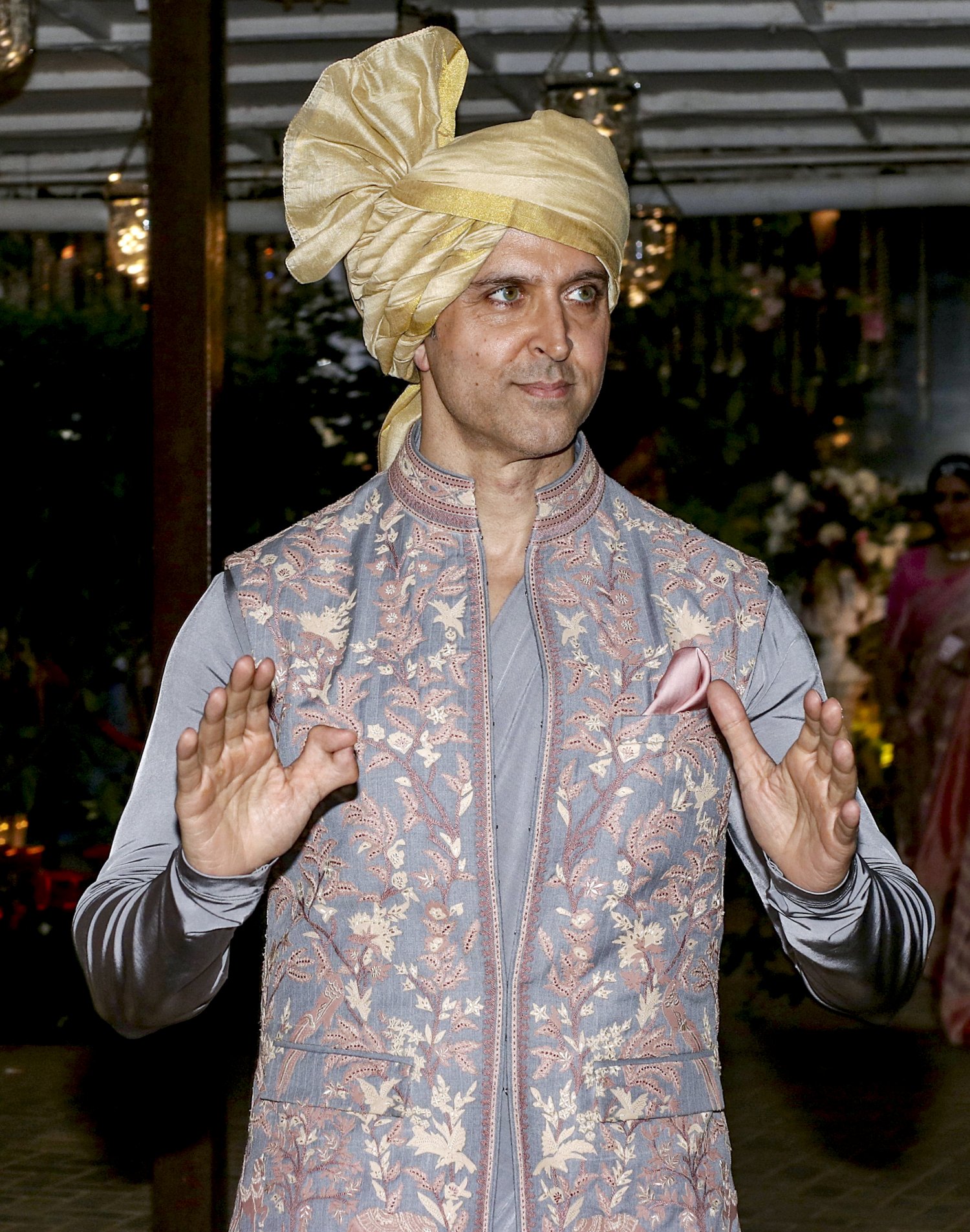 Hrithik Roshan Joins Roshan Family for Cousin Eshaan’s Wedding ...