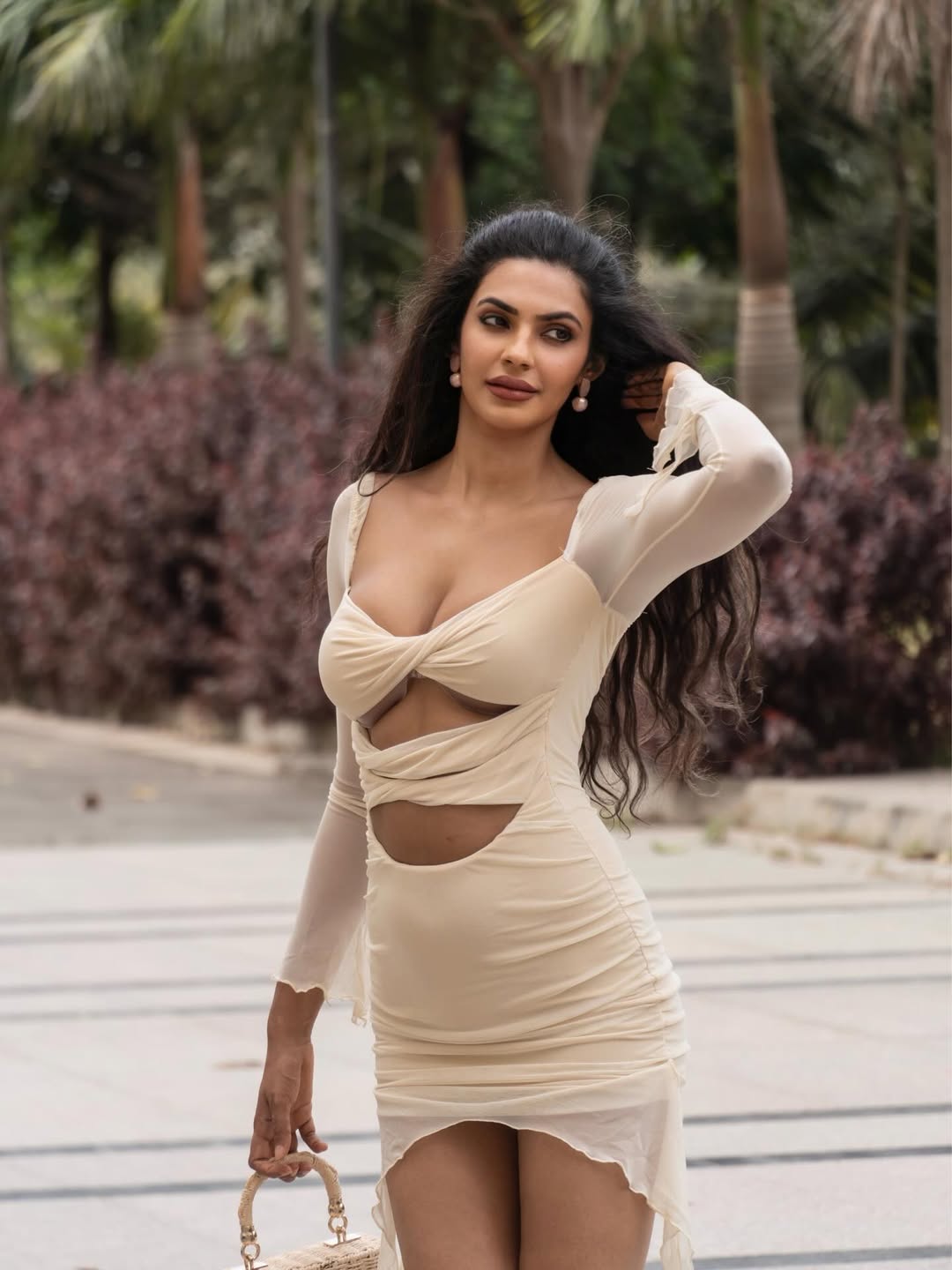 Manmeet Kaur Virk Shines With Bold Modern Elegance | Inside Manmeet Kaur Virk’s Captivating ...