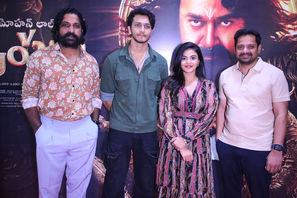 Vrusshabha Press Meet: Mohanlal and Team Share Film Insights | Mohanlal ...