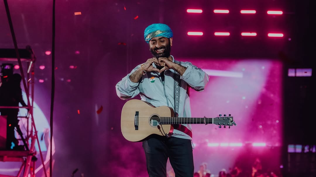 Arijit Singh Announces Retirement from Playback Singing; Confirms 2026 ...