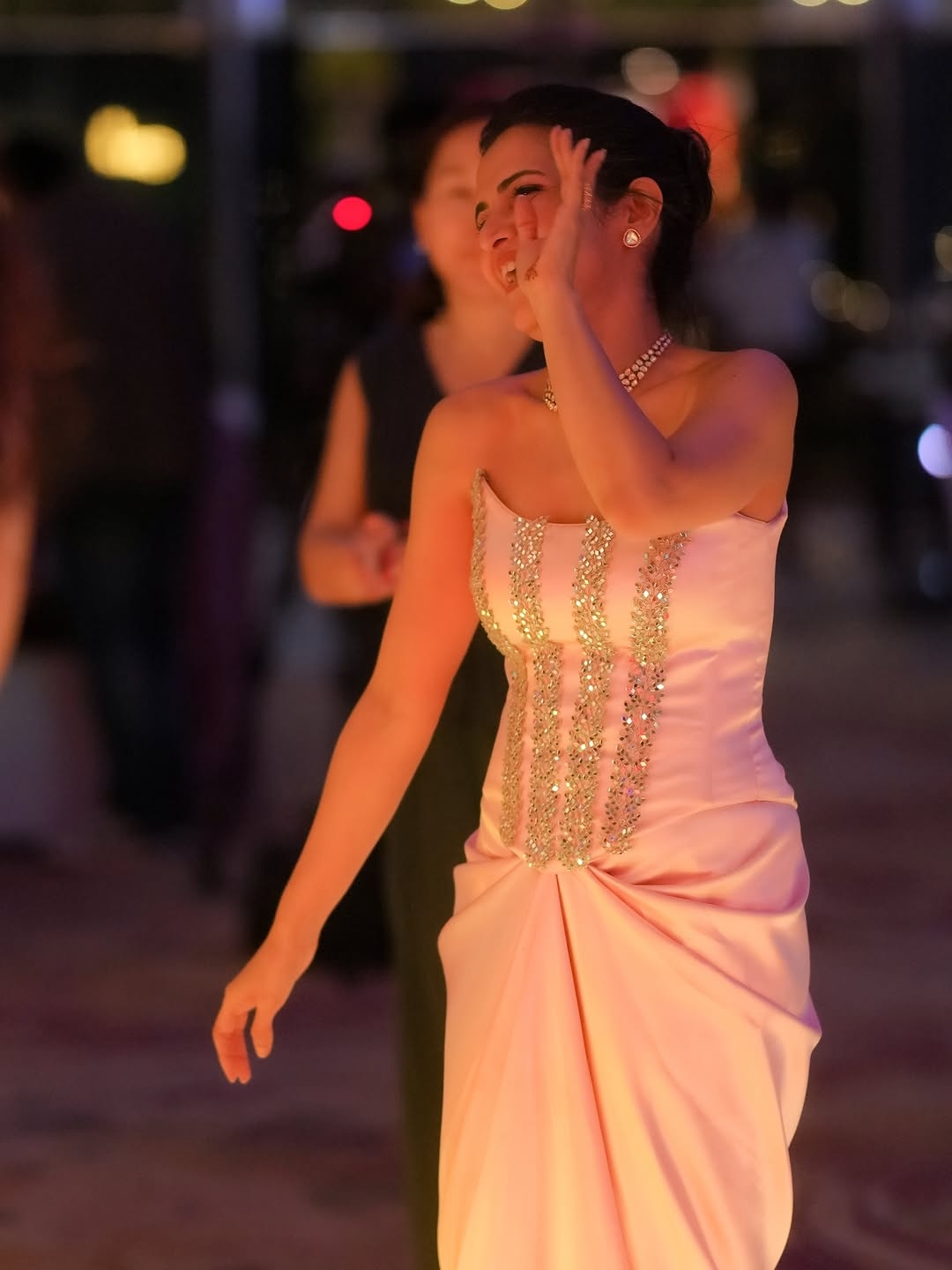 திருமணம் முடிந்த கையோடு பார்ட்டிதான்.. டிடி செம ஃபார்ம்ல இருக்காங்க ...