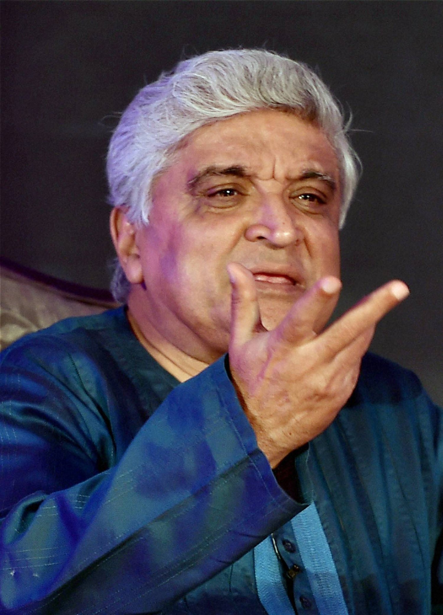 Javed Akhtar Reacts to Viral AI Fake Video | Deepfake Controversy ...