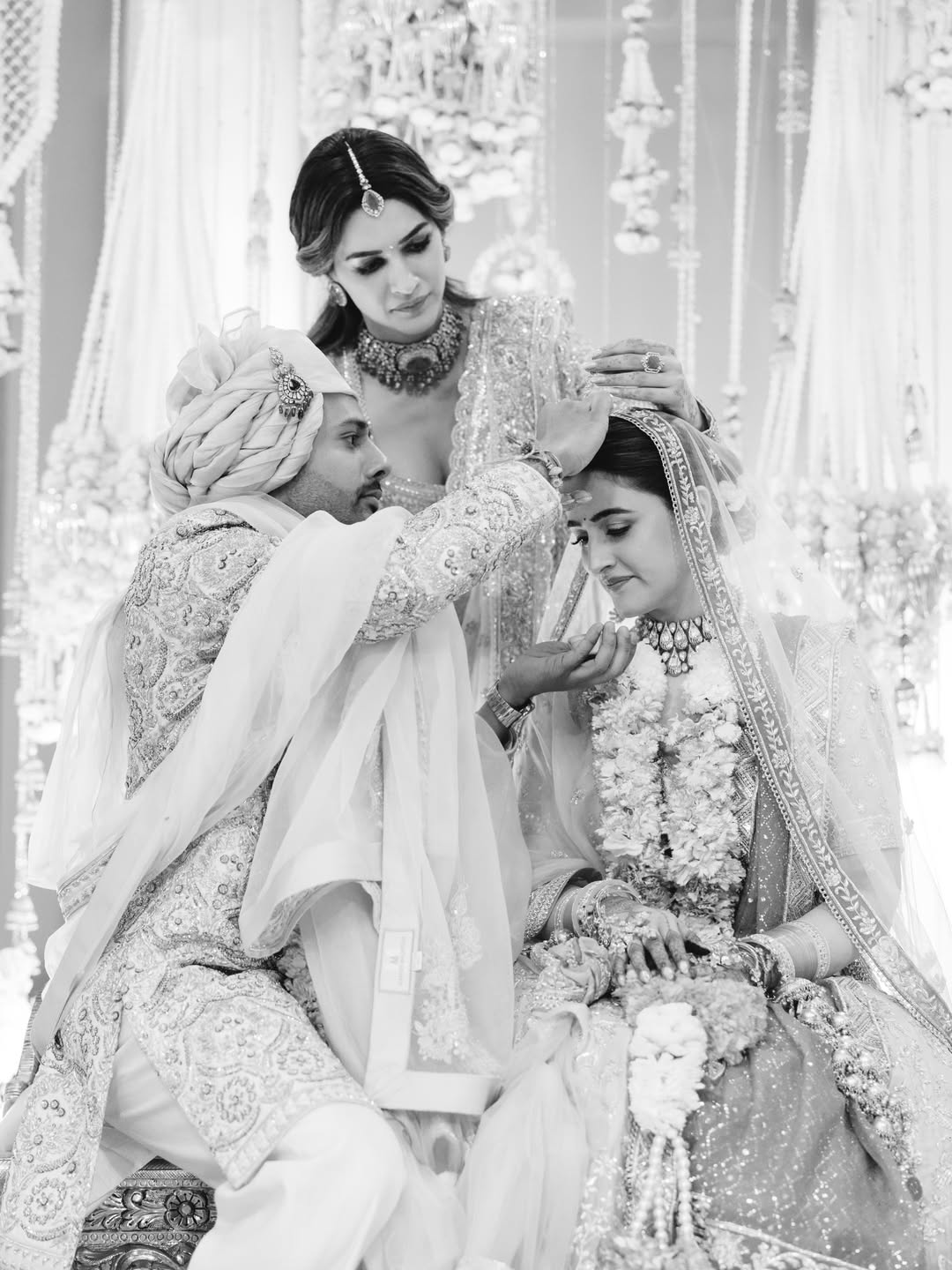 Inside Nupur Sanon and Stebin Ben’s Royal Hindu Wedding in Udaipur ...