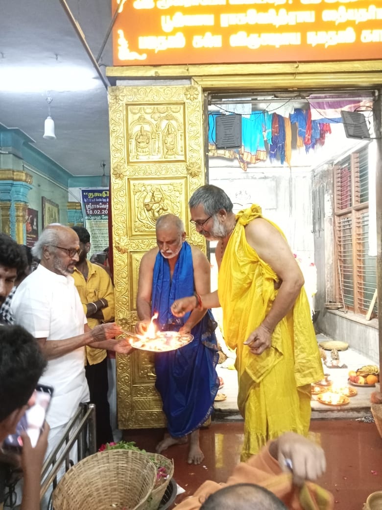 புத்தாண்டு அதுவுமா ரஜினி போயிருக்கும் இடம்.. சூப்பர் ஸ்டார் ஓய்வே ...