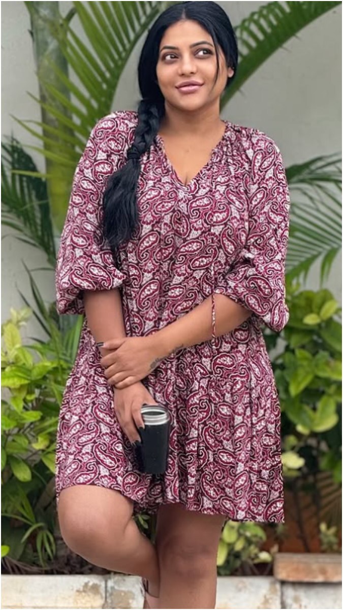 Reshma pasupuleti: LKG குட்டி பாப்பாவாக மாறிய ரேஷ்மா பசுபுலேட்டி ...