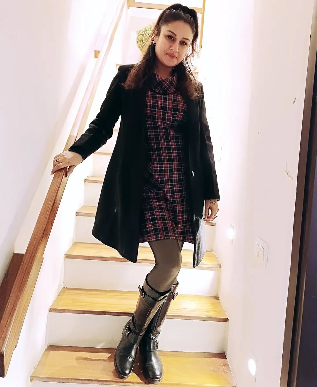 செல்வராகவன் முன்னாள் மனைவி சோனியா அகர்வாலை பாருங்க.. எந்த ட்ரெஸ்ஸிலும் ...