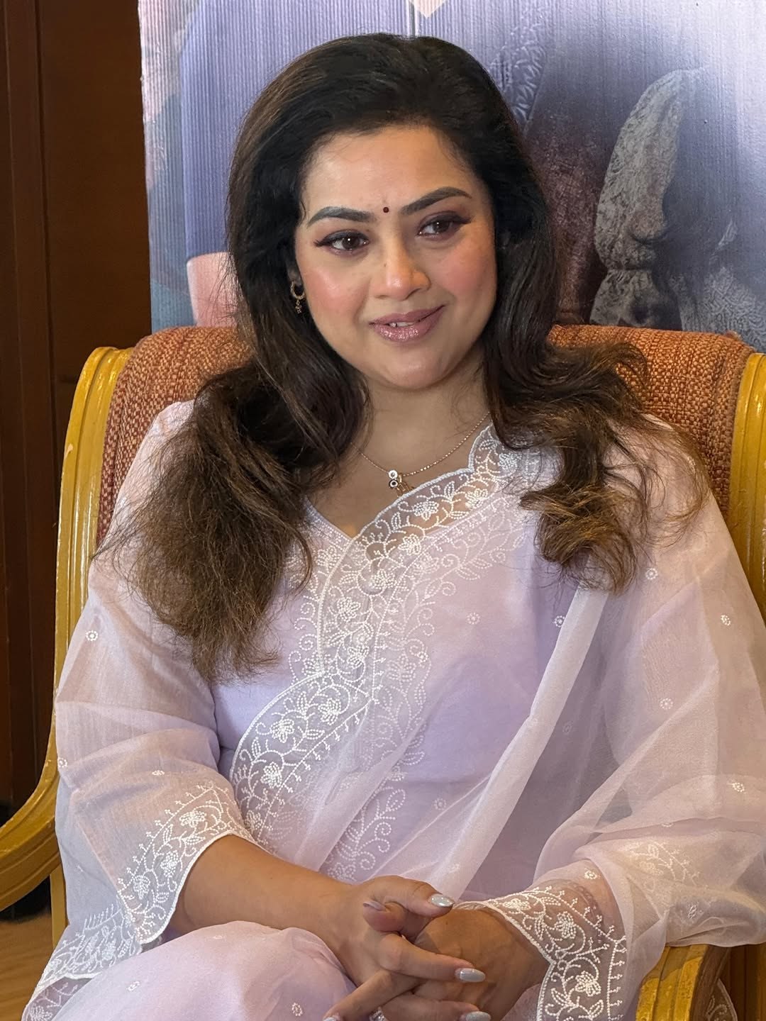 மீனாவுக்கு வயதே ஆகாதா?.. இன்னமும் அதே இளமை, க்யூட்னெஸ்.. யாரும் ...