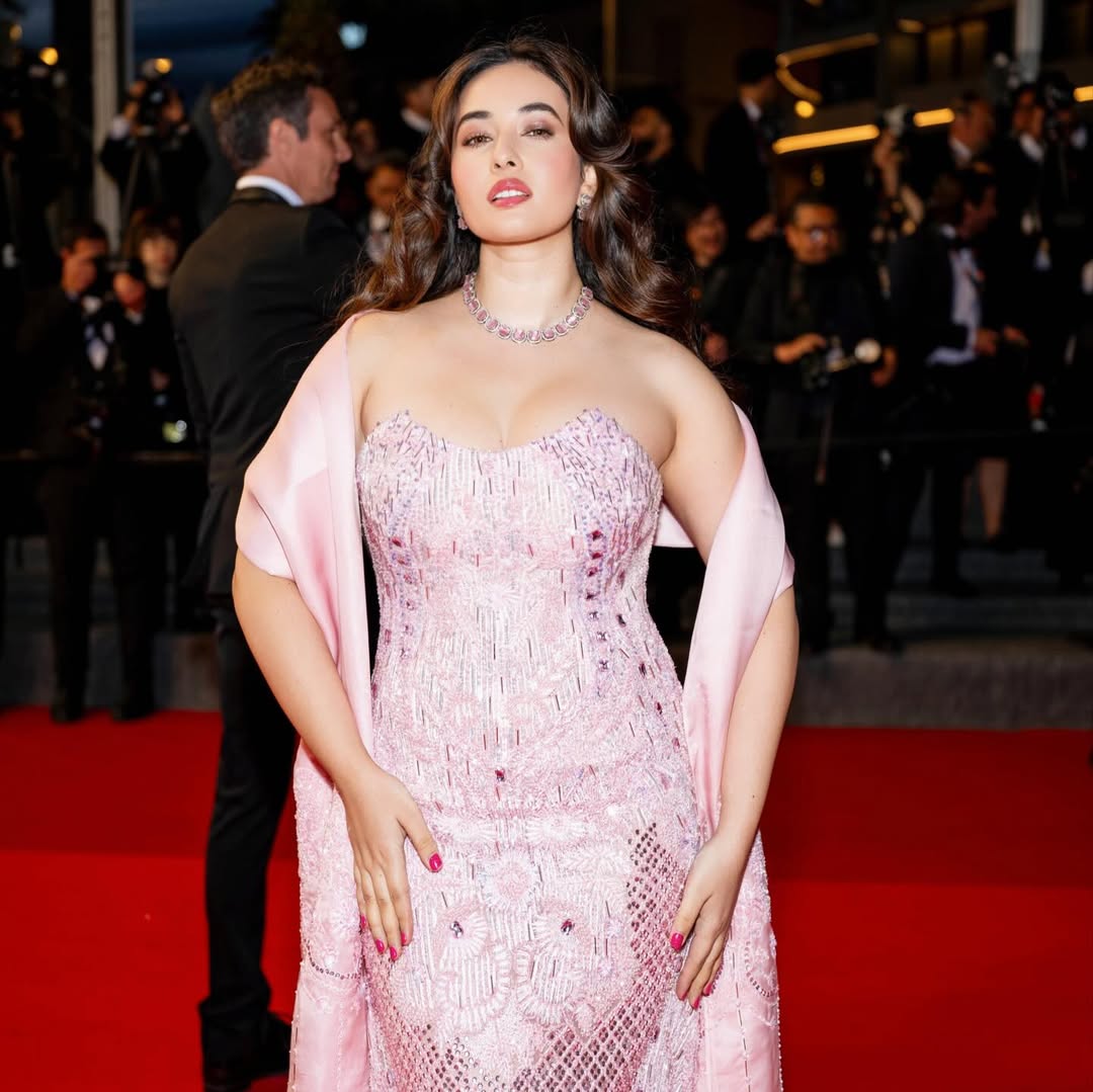 240+ Aditi Budhathoki Photos: Find Latest HD Images, Pictures, Stills ...