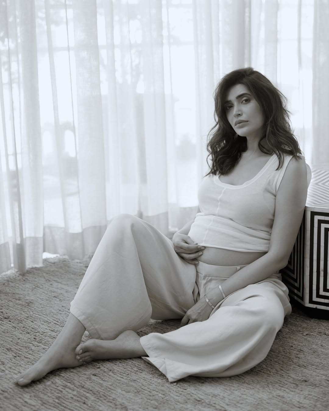 Karishma Tanna Photos | Karishma Tanna Latest HD Pics |Karishma Tanna ...