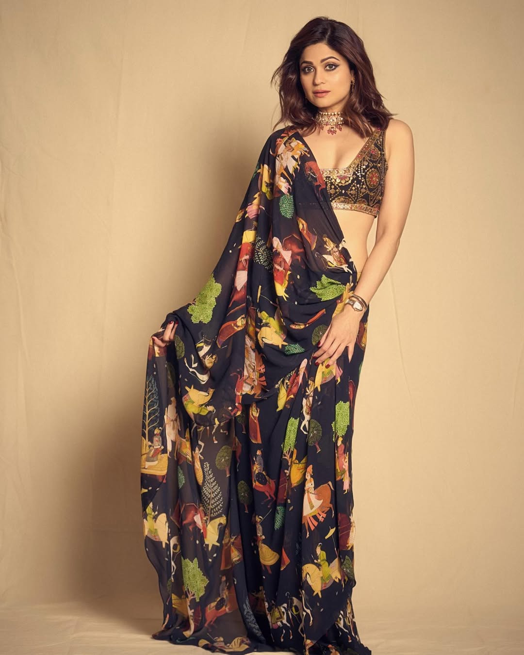 Shamita Shetty Turns Heads In Glam Looks After Viral ‘Shaadi Karke Kya ...